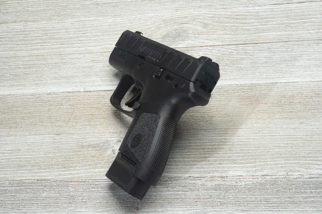 Beretta APX Carry Review - AmmoMan School of Guns Blog
