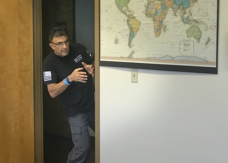 The Armed Citizen's Guide To How To Clear A Room - AmmoMan School of ...